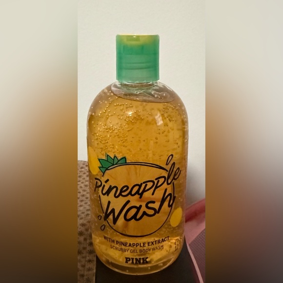 PINK Victoria's Secret | Bath & Body | Pink Nwt Pinapple Wash Scrubby ...
